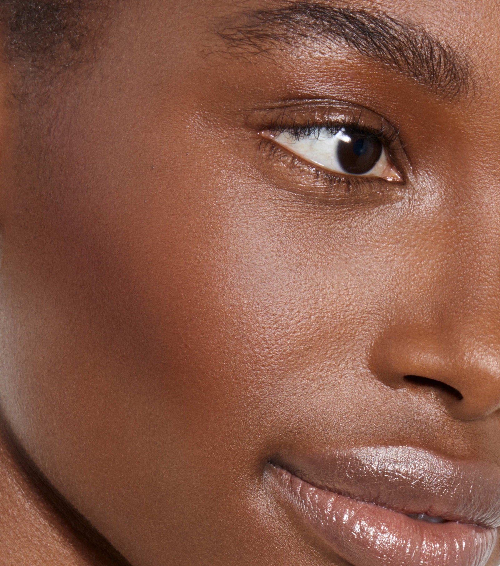 Face Trace Contour Stick in Ganache by Westman Atelier | Westman Atelier